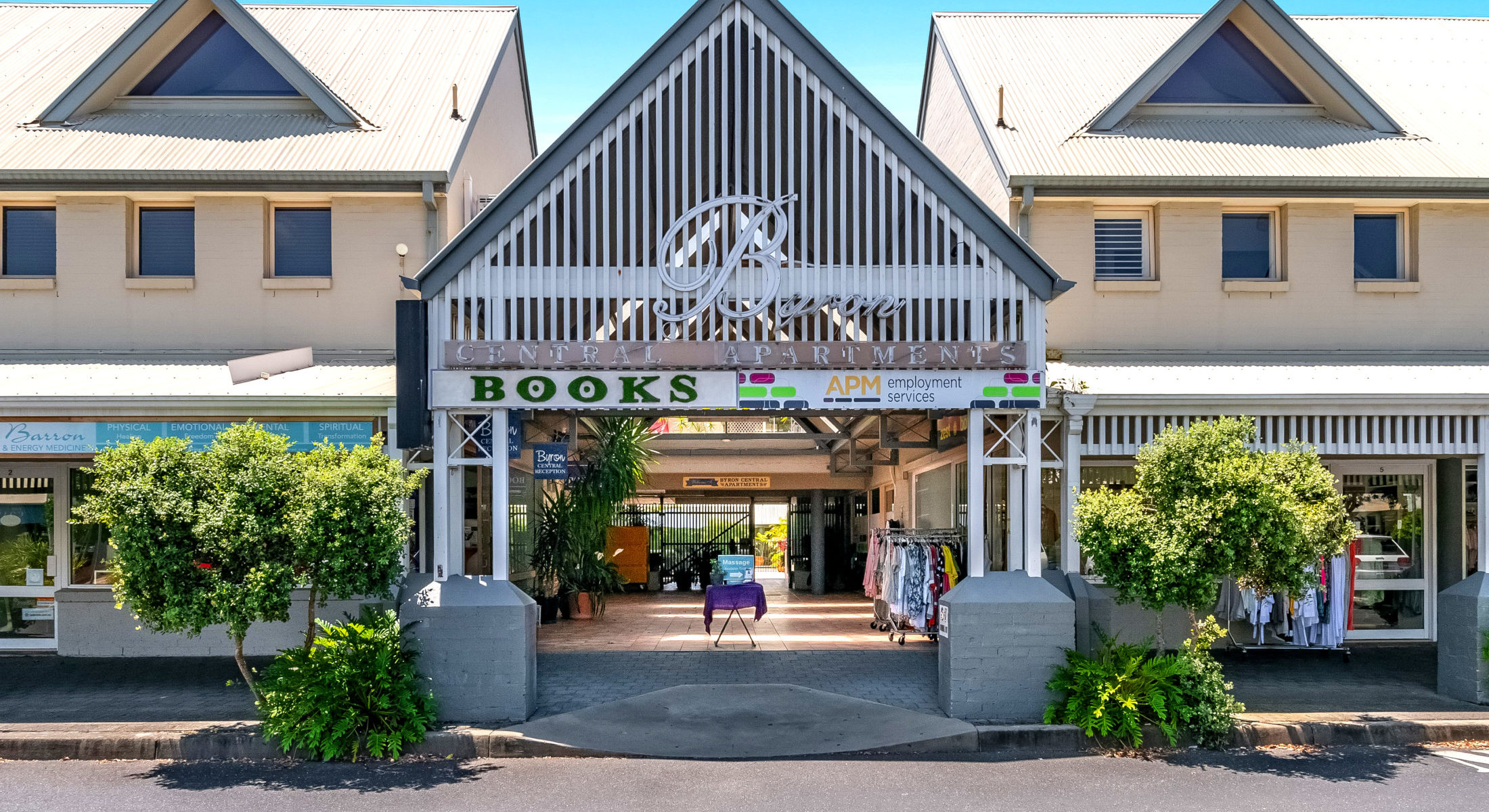 Byron Bay Holiday Accommodation - Byron Central Apartments